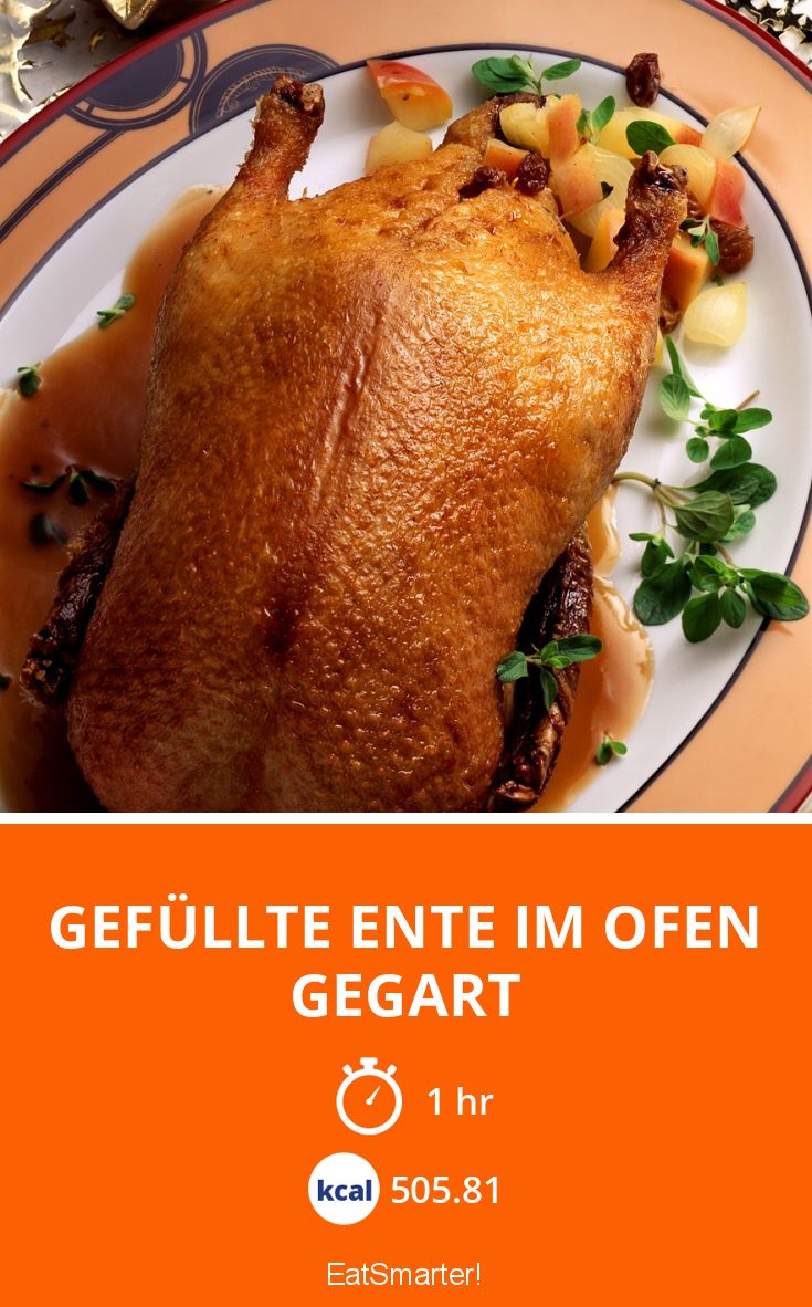 Gefüllte Ente im Ofen gegart Rezept | EAT SMARTER