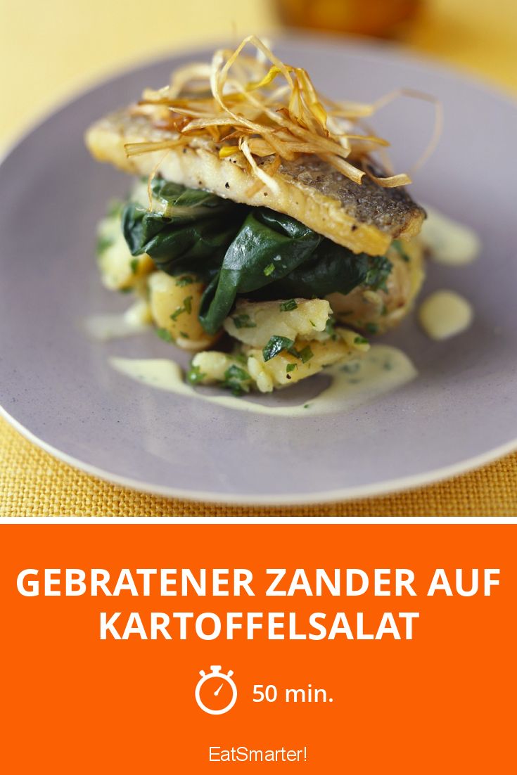 Gebratener Zander auf Kartoffelsalat Rezept | EAT SMARTER