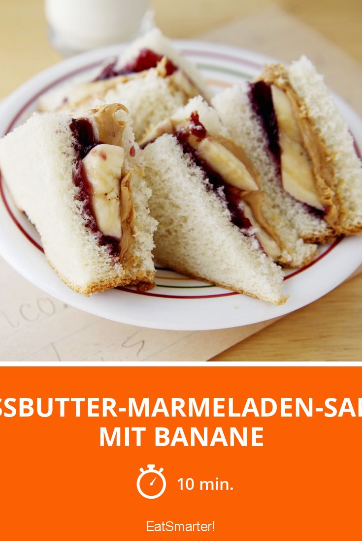 Erdnussbutter-Marmeladen-Sandwich mit Banane Rezept | EAT SMARTER