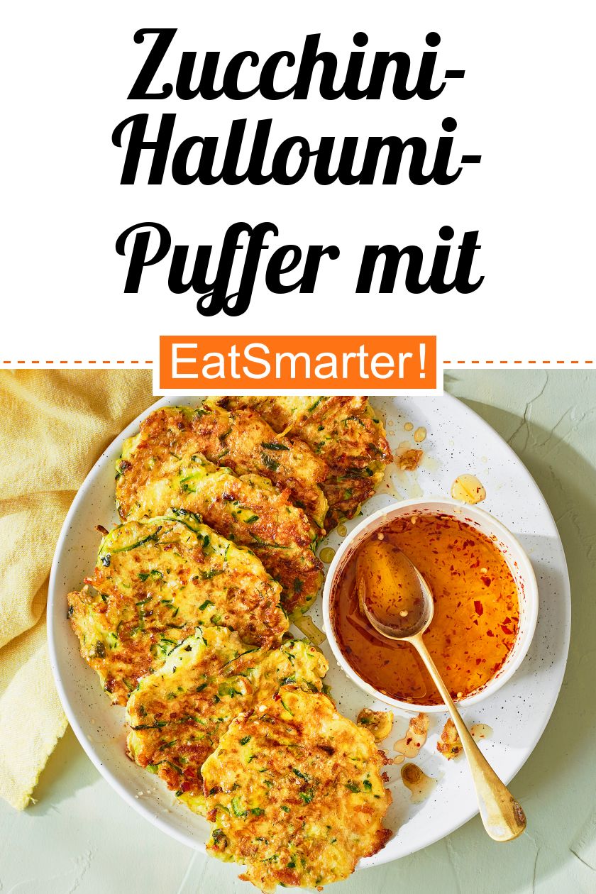 Zucchini-Halloumi-Puffer mit Sesam und Chili-Honig Rezept | EAT SMARTER