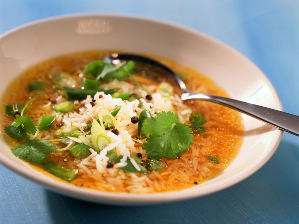 Asiatische Reissuppe Rezept | EAT SMARTER