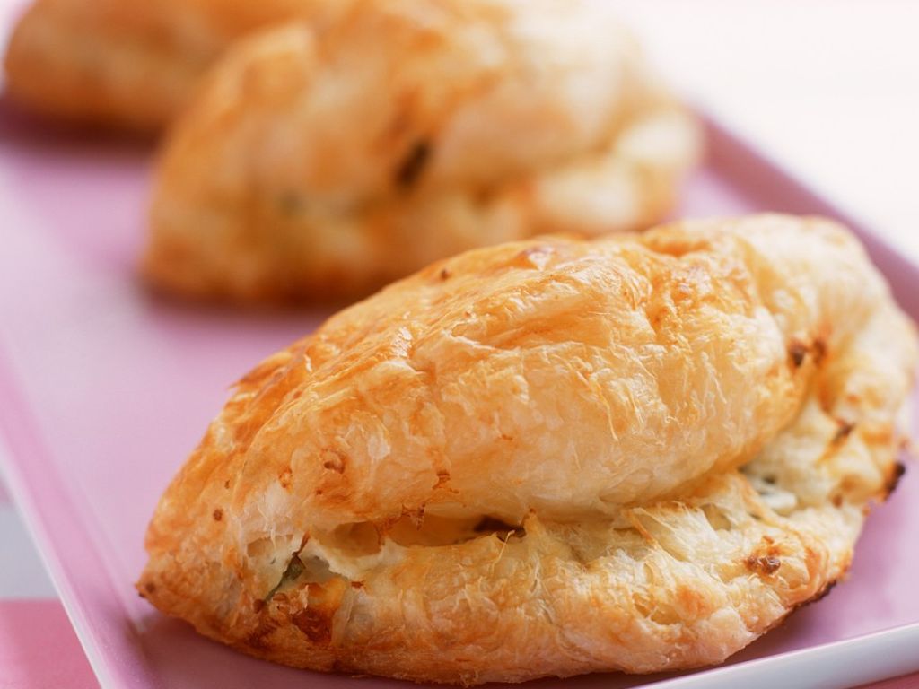 Börek mit Käse Rezept | EAT SMARTER