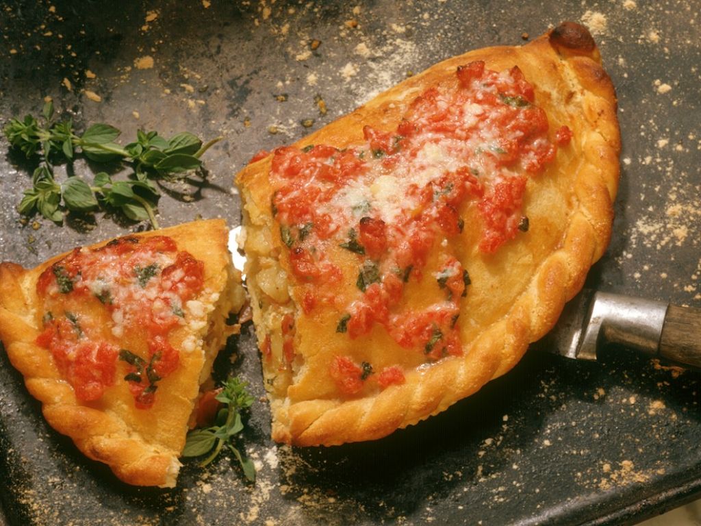 Calzone: smartes Fast Food Rezept | EAT SMARTER