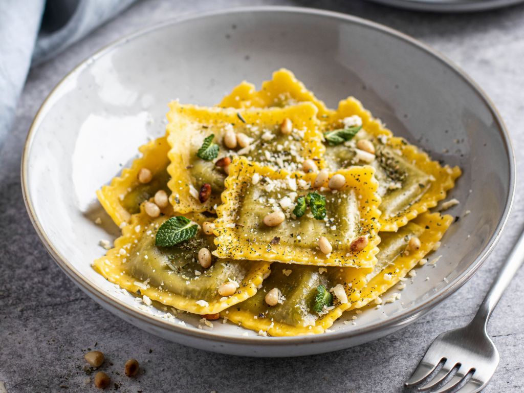Dinkel-Ravioli Rezept | EAT SMARTER