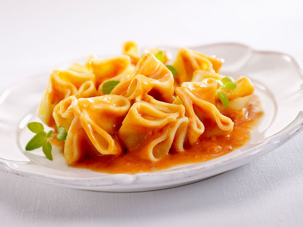 Fagottini mit Ricotta und Tomate: Vegetarisch genießen Rezept | EAT SMARTER
