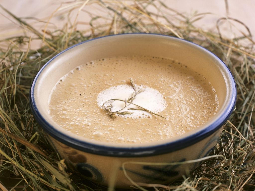 Heusuppe auf Engadiner Art (Schweiz) Rezept | EAT SMARTER