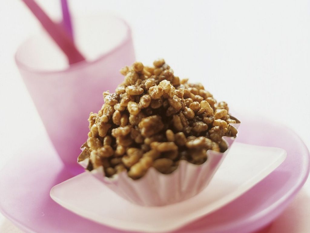Karamellisierter Puffreis Rezept | EAT SMARTER