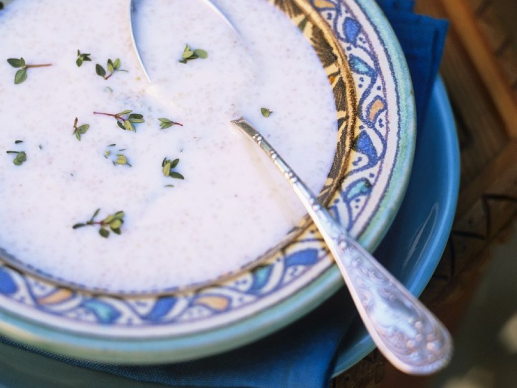 Milchsuppe Rezept | EAT SMARTER