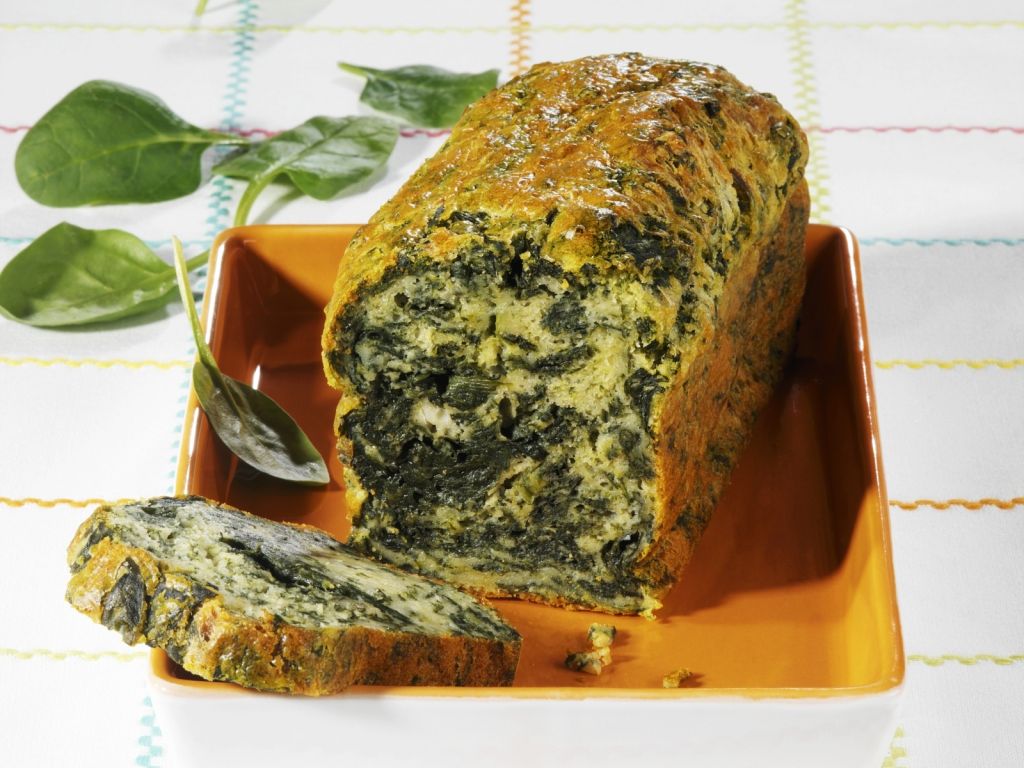Pikanter Kuchen mit Spinat Rezept | EAT SMARTER