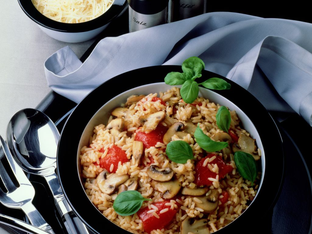 Pilzpfanne mit Reis Rezept | EAT SMARTER