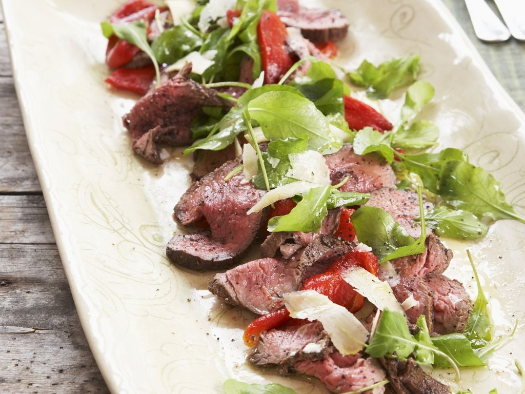 Rinderfilet mit Salat Rezept | EAT SMARTER