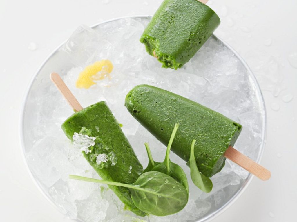 Smoothie-Eis Rezept | EAT SMARTER