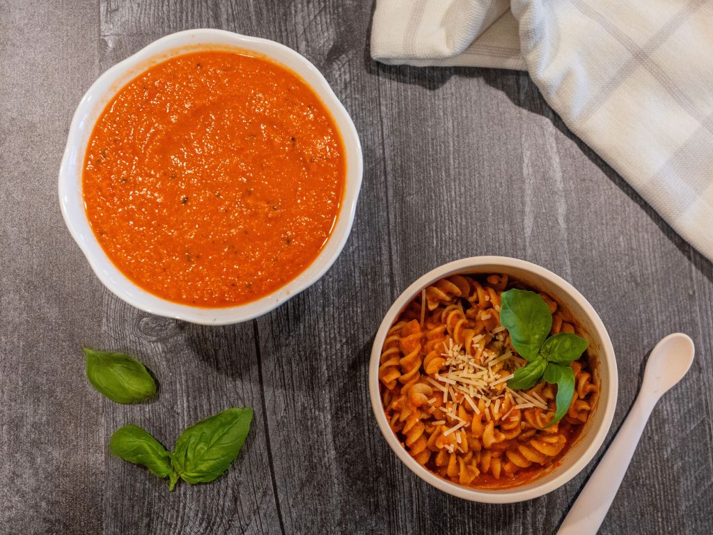 Tomatensauce für Babys Rezept | EAT SMARTER