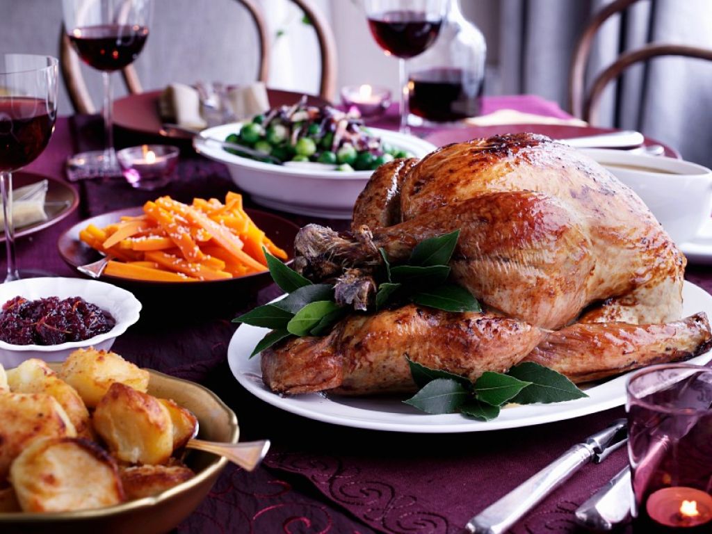 Truthahn mit Kartoffeln Rezept | EAT SMARTER