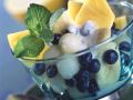 Bunter Fruchtsalat Rezept | EAT SMARTER