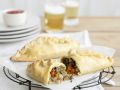 Kleine Pasteten mit Rind und Champignons Rezept | EAT SMARTER