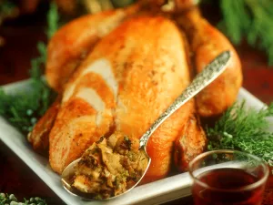 Gefüllter Truthahn Thanksgiving Rezept | EAT SMARTER