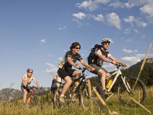 Der große Fitness-Check: Welcher Sport passt zu mir? | EAT SMARTER