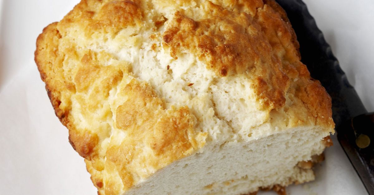 Brot mit Buttermilch Rezept | EAT SMARTER