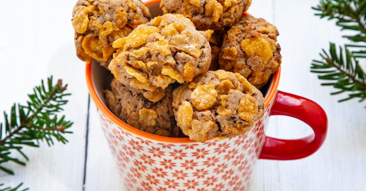 Crispy Cornflakes Cookies Rezept | EAT SMARTER