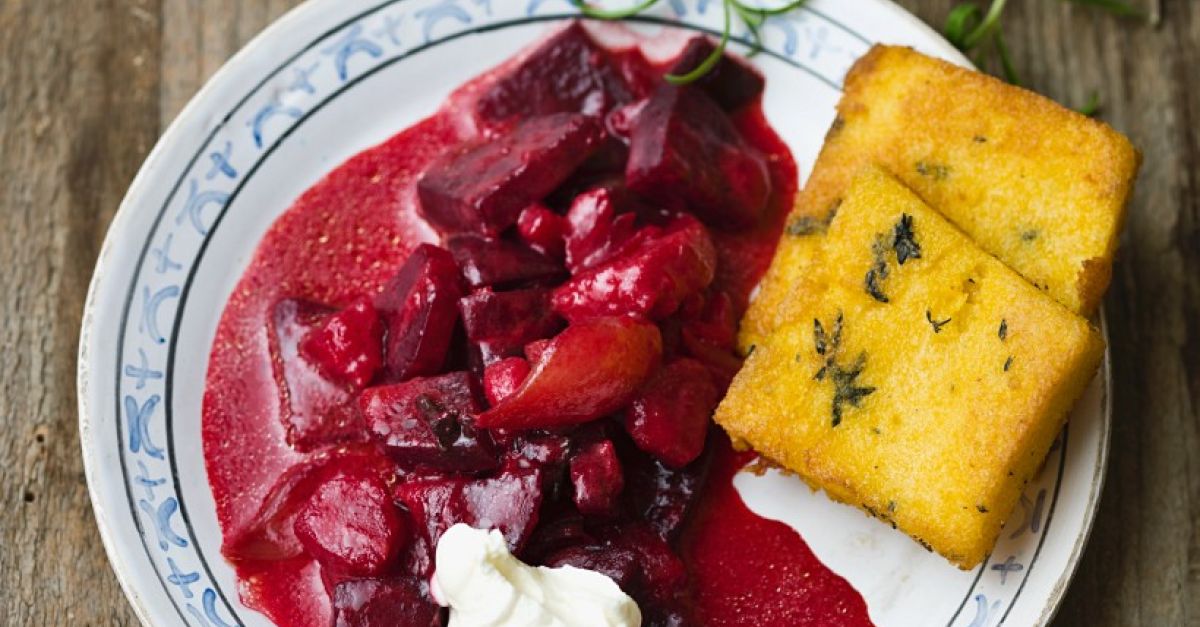 Gebratene Polenta mit Roter Bete Rezept | EAT SMARTER