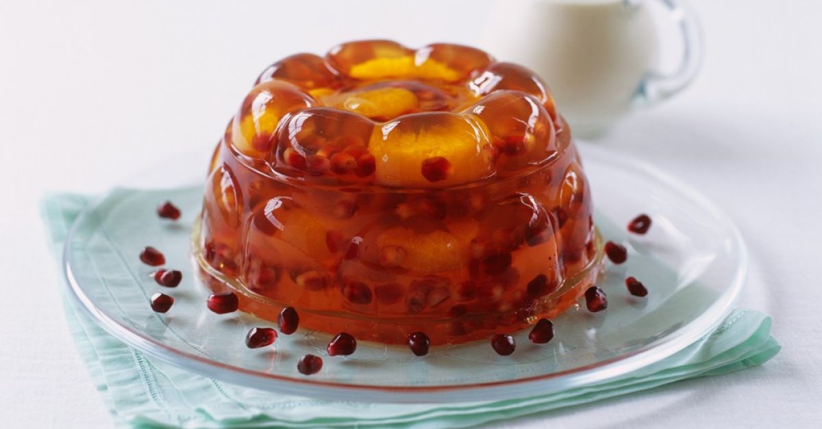 Gelee-Dessert Rezept | EAT SMARTER