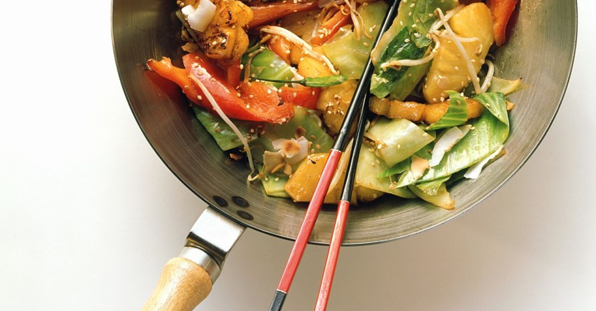 Gemüsegericht aus dem Wok Rezept | EAT SMARTER