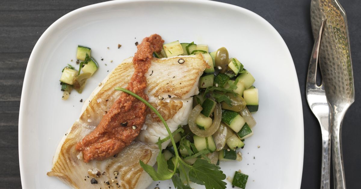 Heilbutt aus der Pfanne Rezept | EAT SMARTER