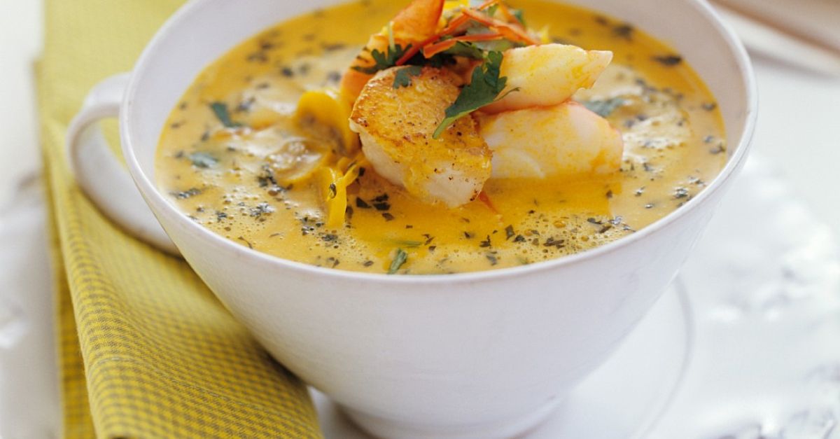 Hummersuppe mit Cognac Rezept | EAT SMARTER