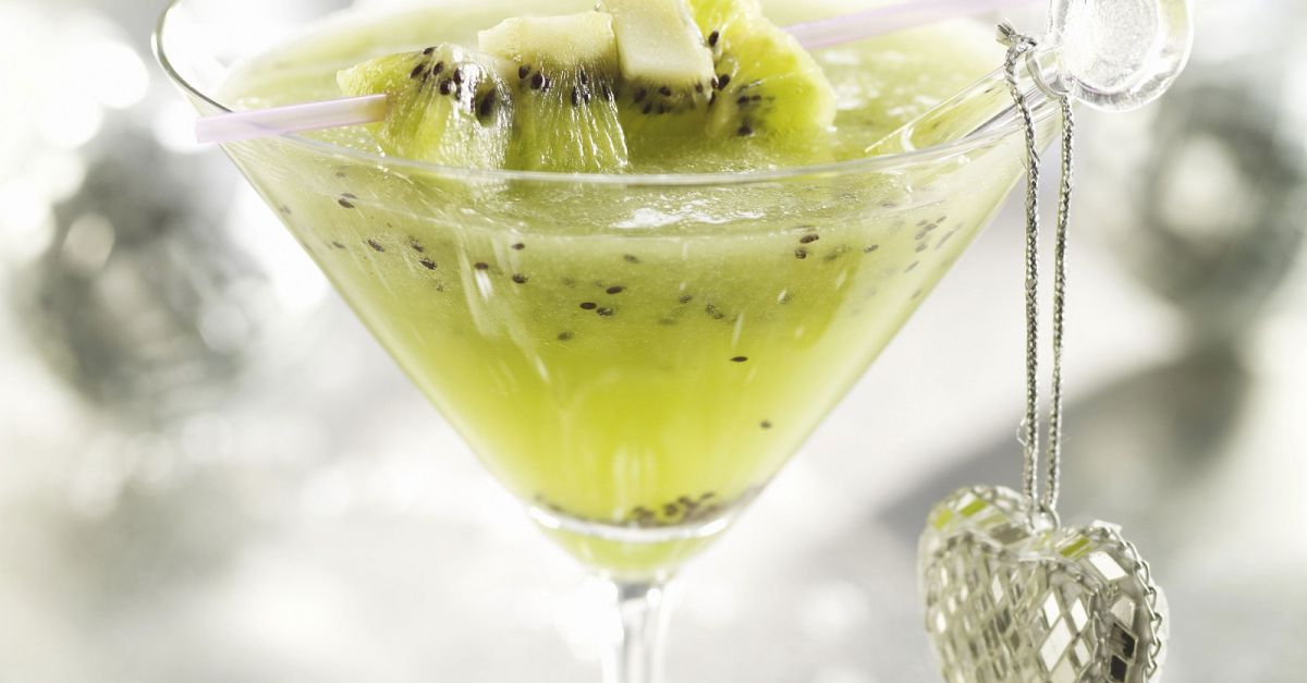 Kiwi-Cocktail Rezept | EAT SMARTER
