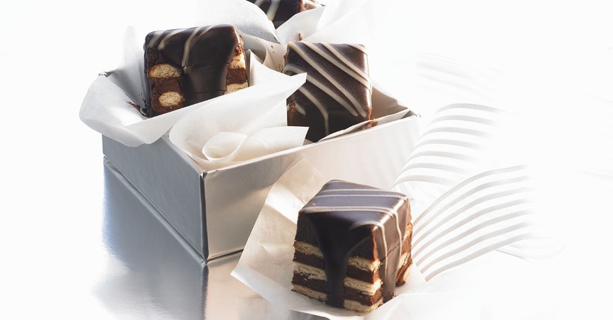 Klassische Dominosteine Rezept | EAT SMARTER