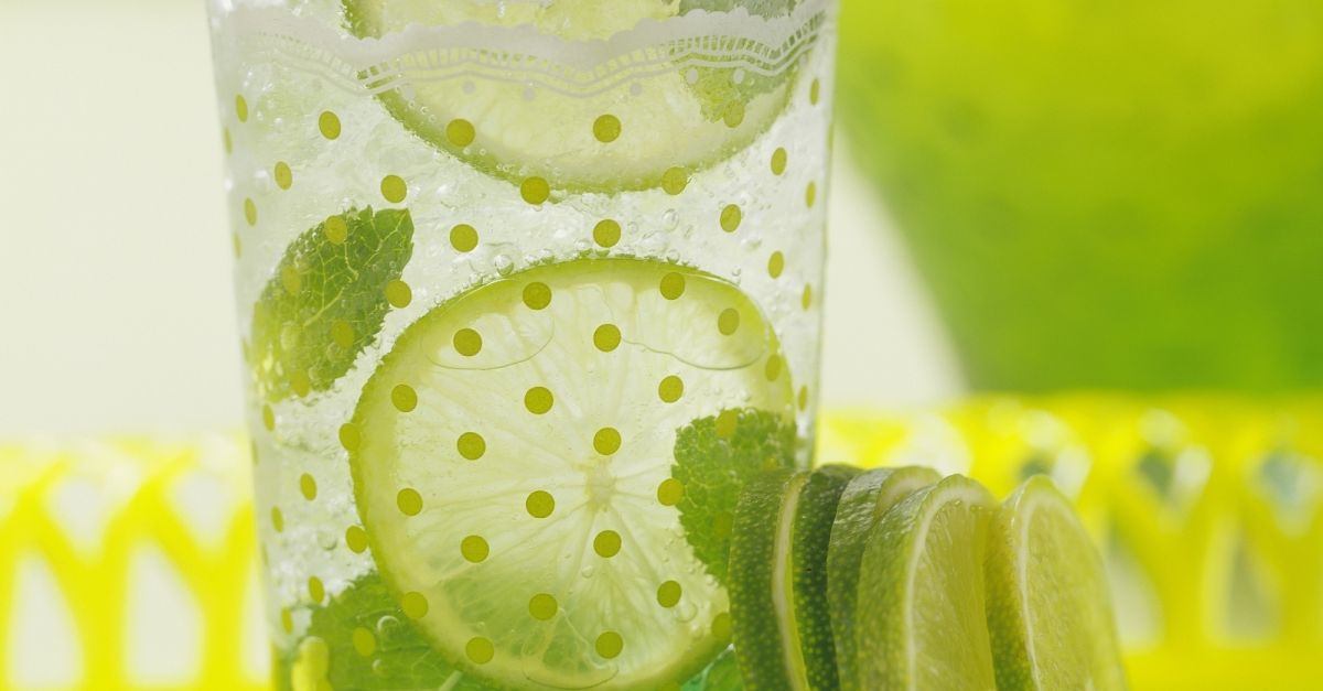 Limetten-Drink mit Minze Rezept | EAT SMARTER