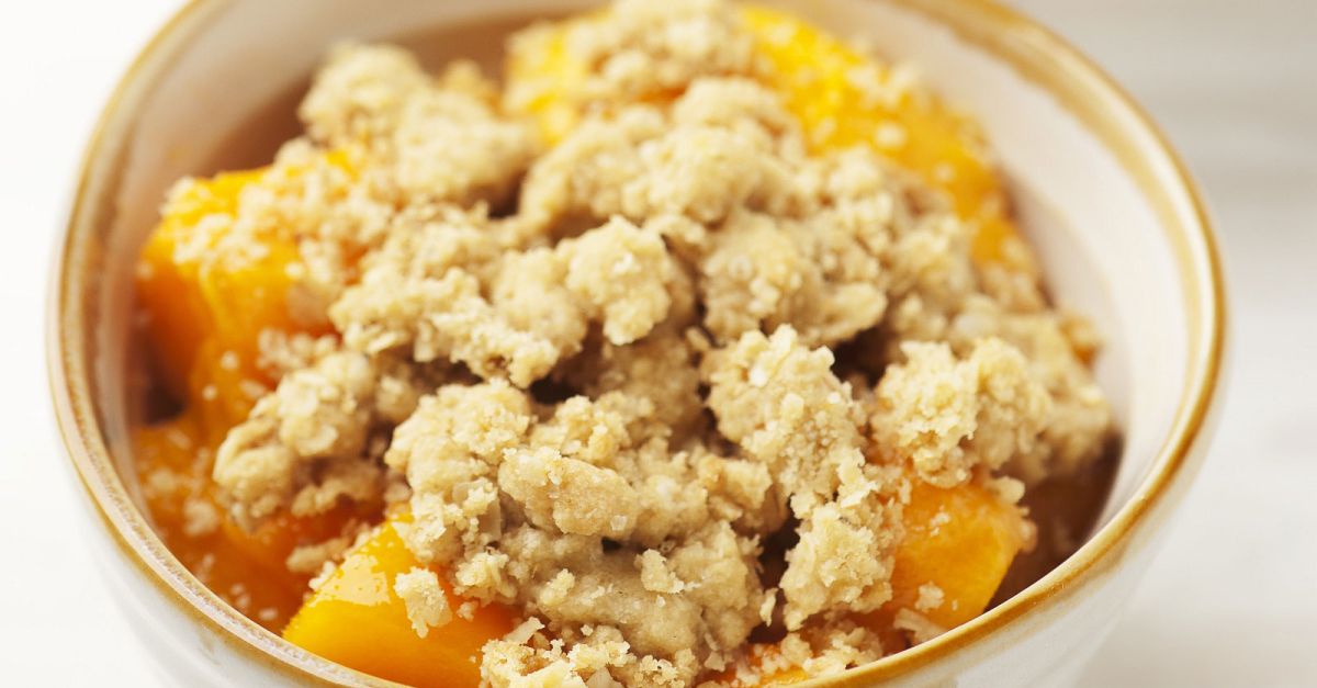 Mango-Crumble Rezept | EAT SMARTER