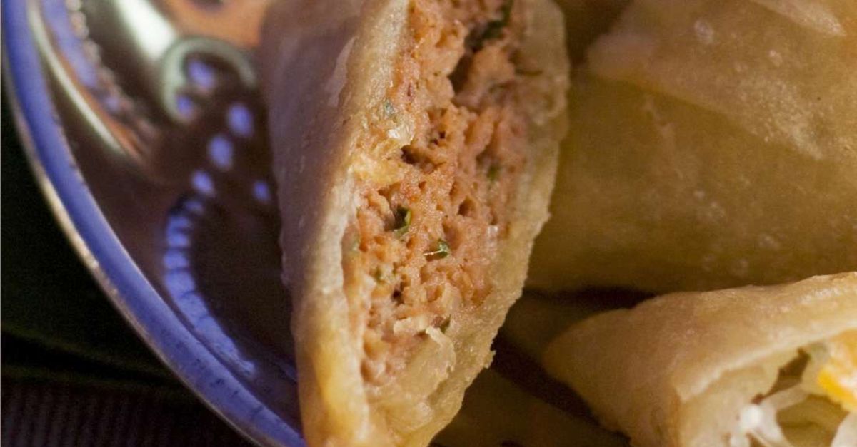 Marokkanische Briouates mit Fleisch Rezept | EAT SMARTER
