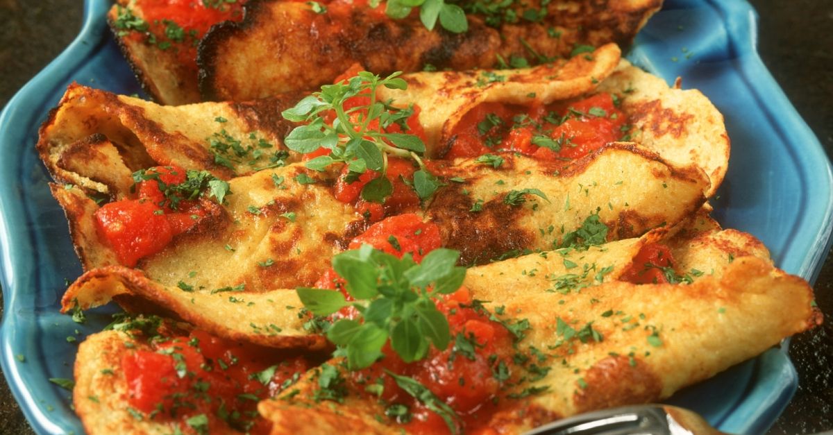 Pikante gefüllte Crêpes Rezept | EAT SMARTER