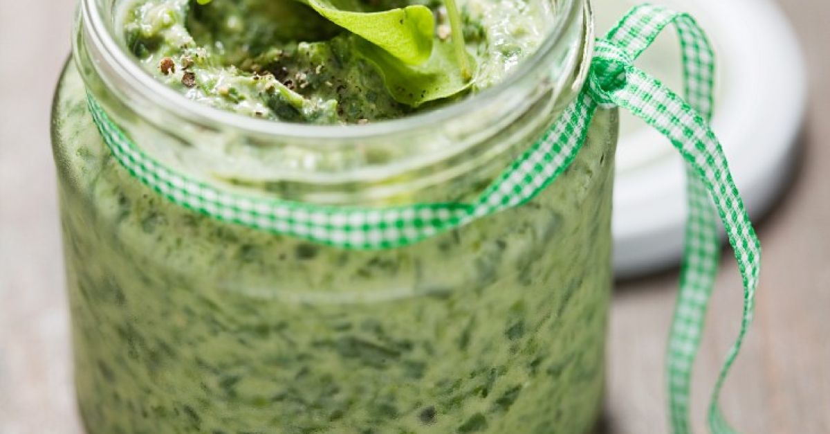 Schmand-Spinat-Creme Rezept | EAT SMARTER