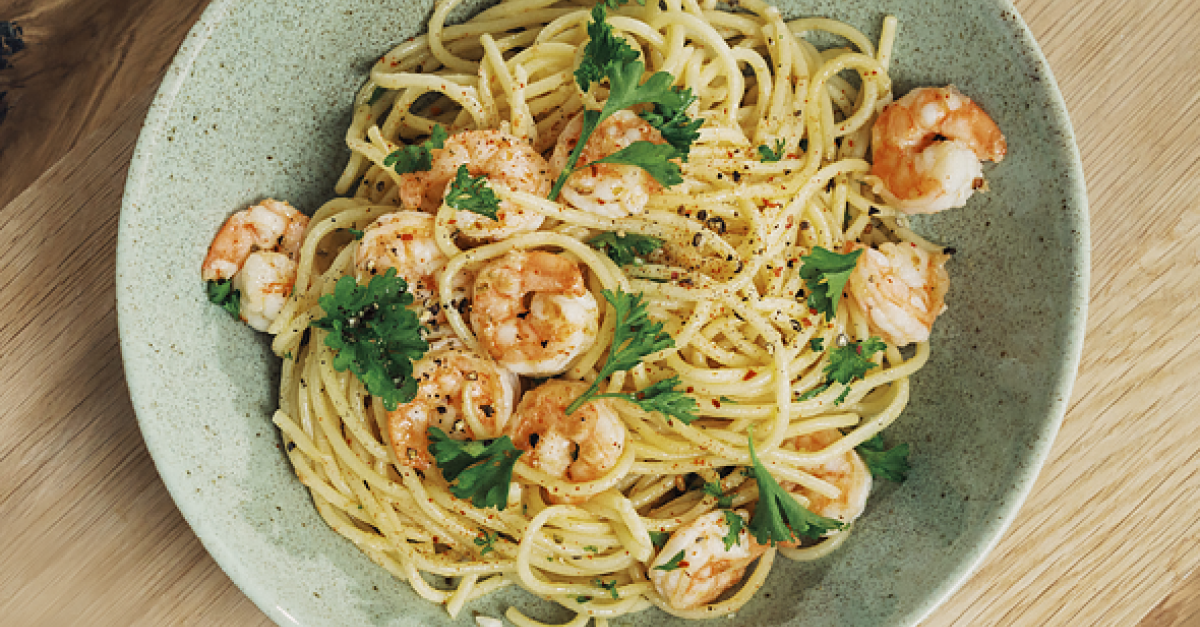 Spaghetti mit Scampi in Butter-Weißweinsauce und Bruschetta Rezept ...