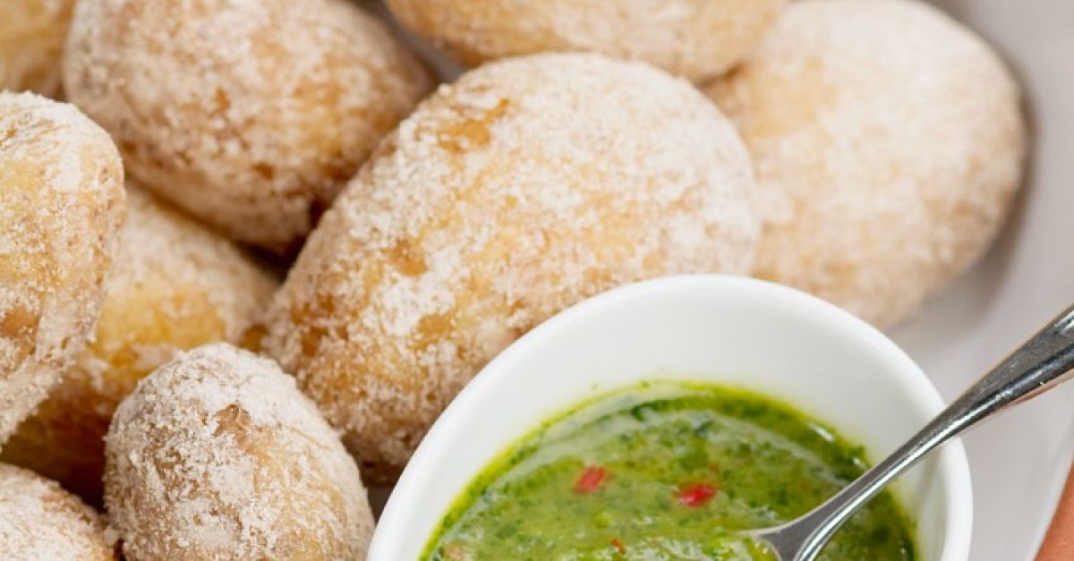 Tapas-Kartoffeln mit Dip Rezept | EAT SMARTER