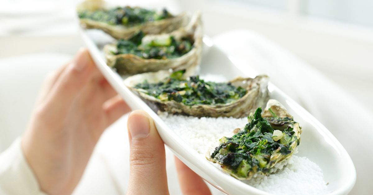 Überbackene Austern à la Rockefeller Rezept | EAT SMARTER