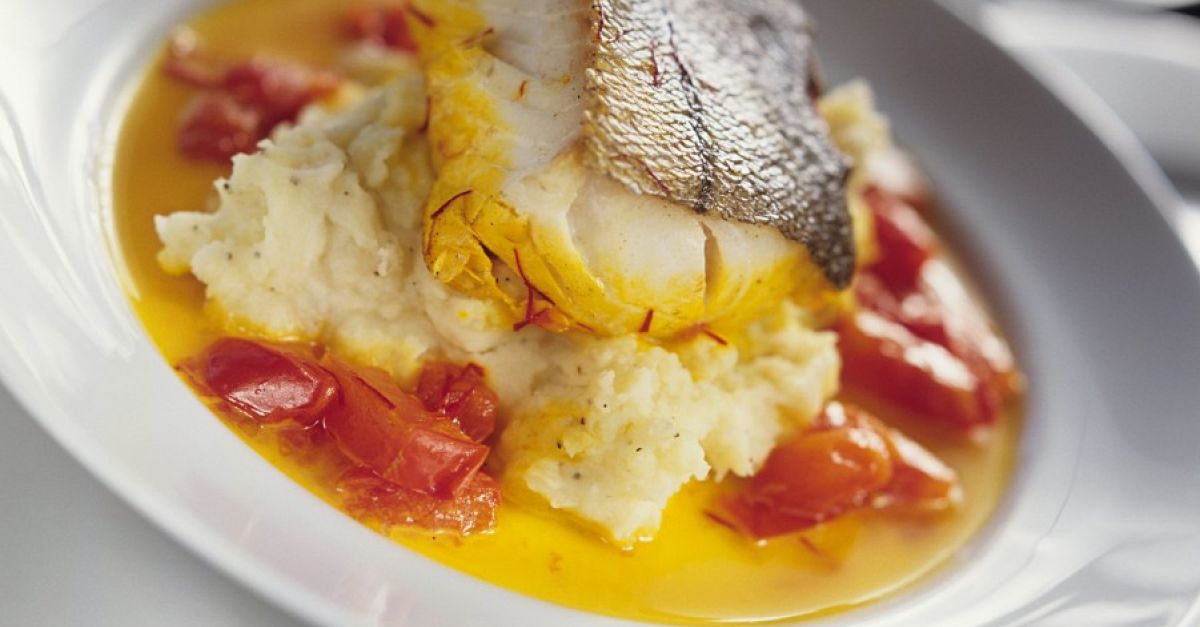 Zander mit Safranbutter Rezept | EAT SMARTER