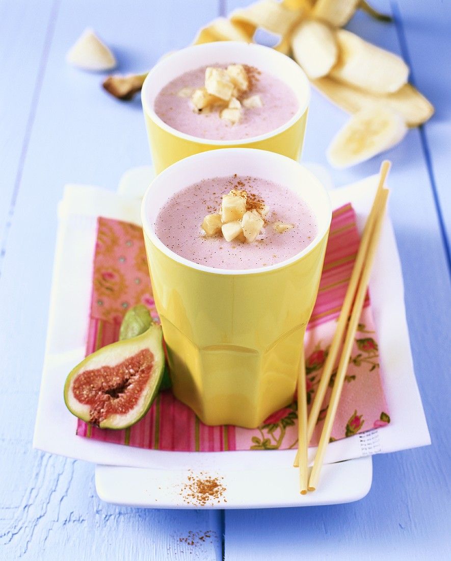 Bananen-Feigen-Smoothie Rezept | EAT SMARTER