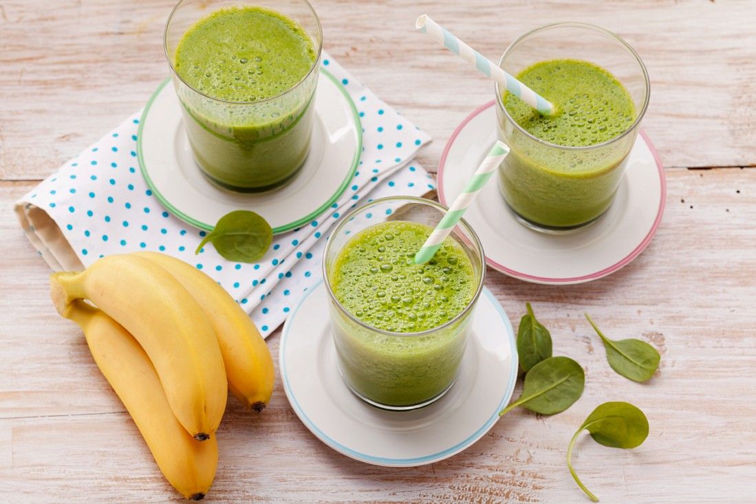 Bananen-Spinat-Smoothie Rezept | EAT SMARTER