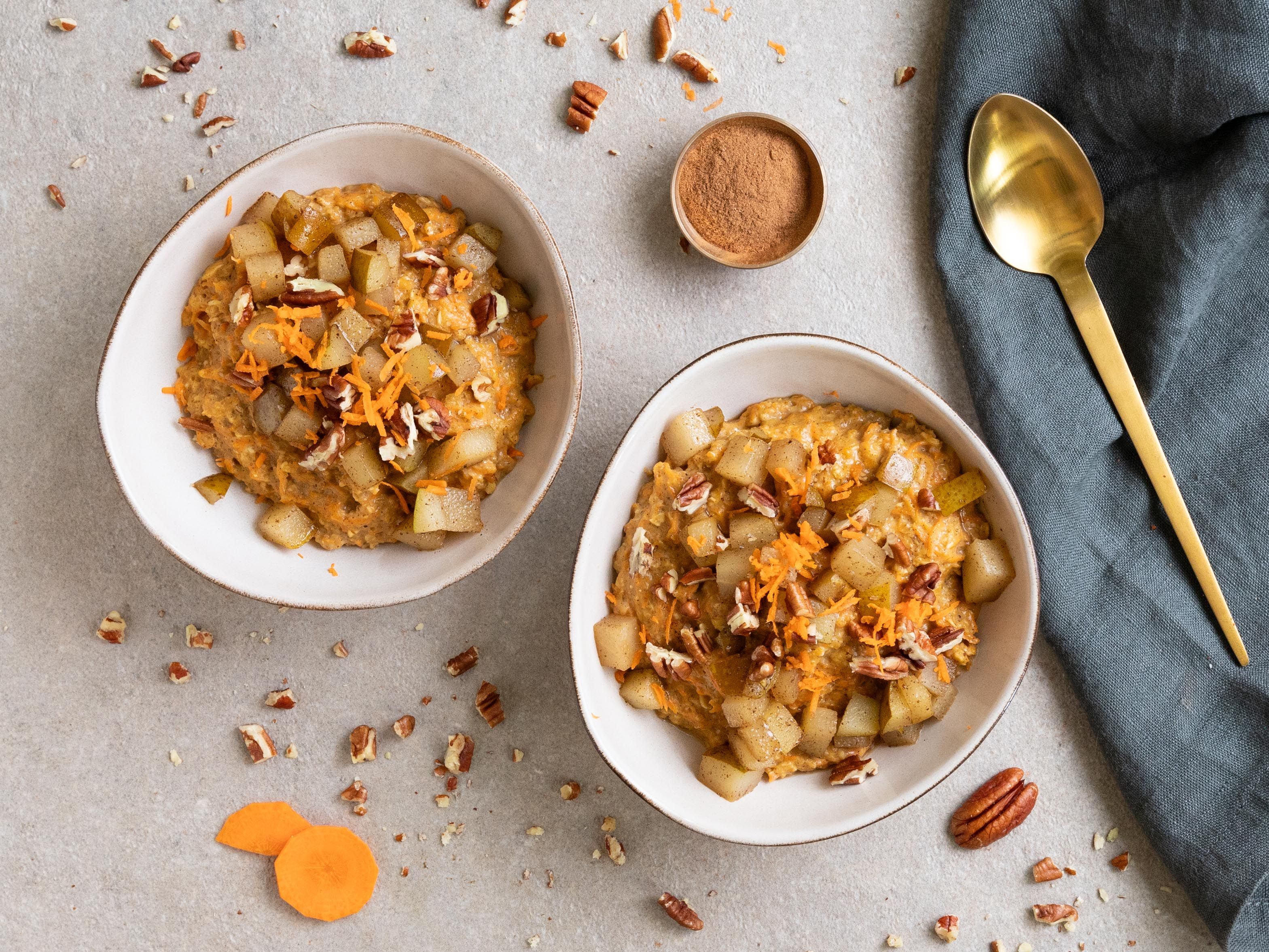 Carrot Cake Porridge Rezept | EAT SMARTER
