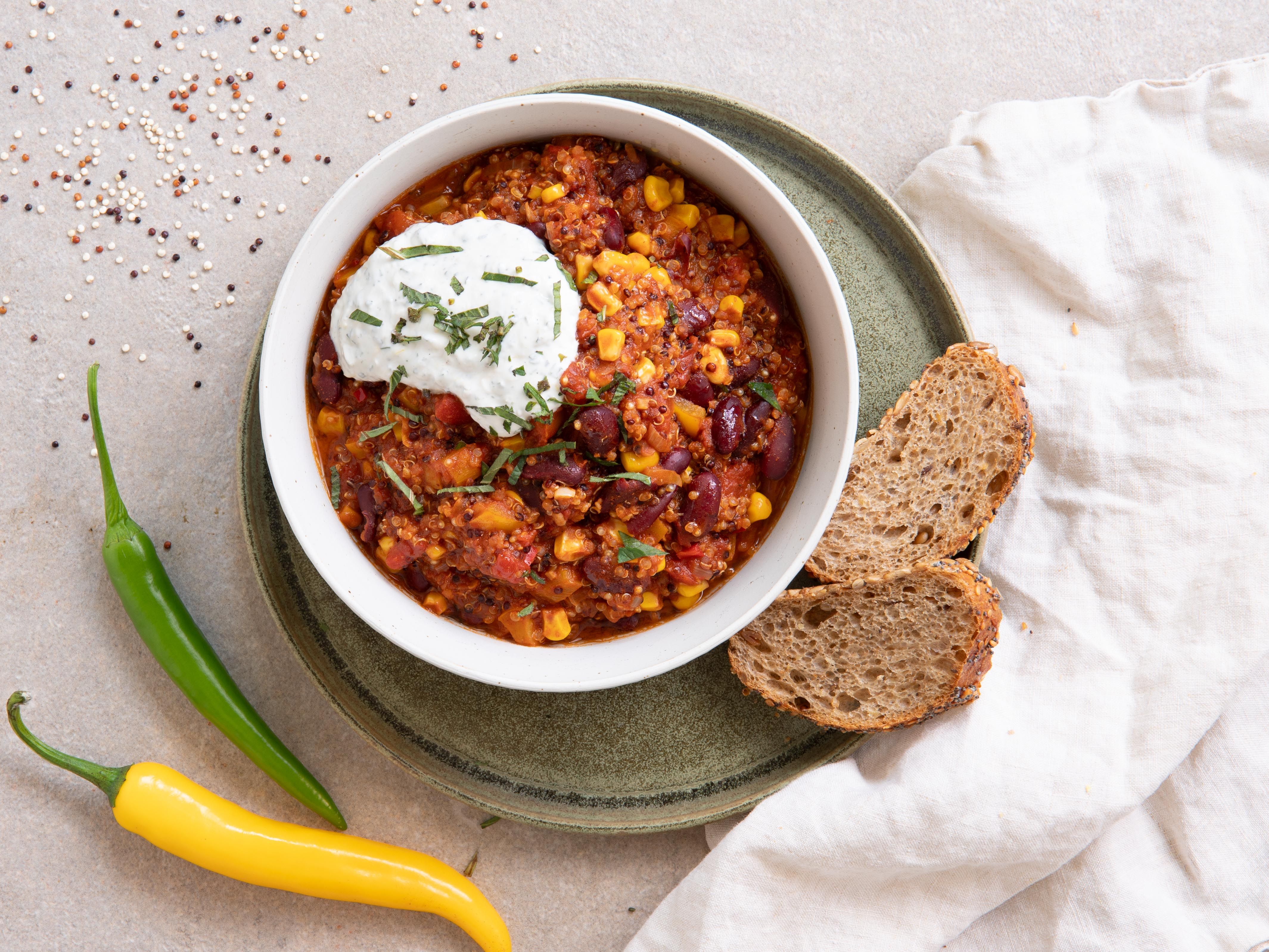 Chili con Quinoa Rezept | EAT SMARTER