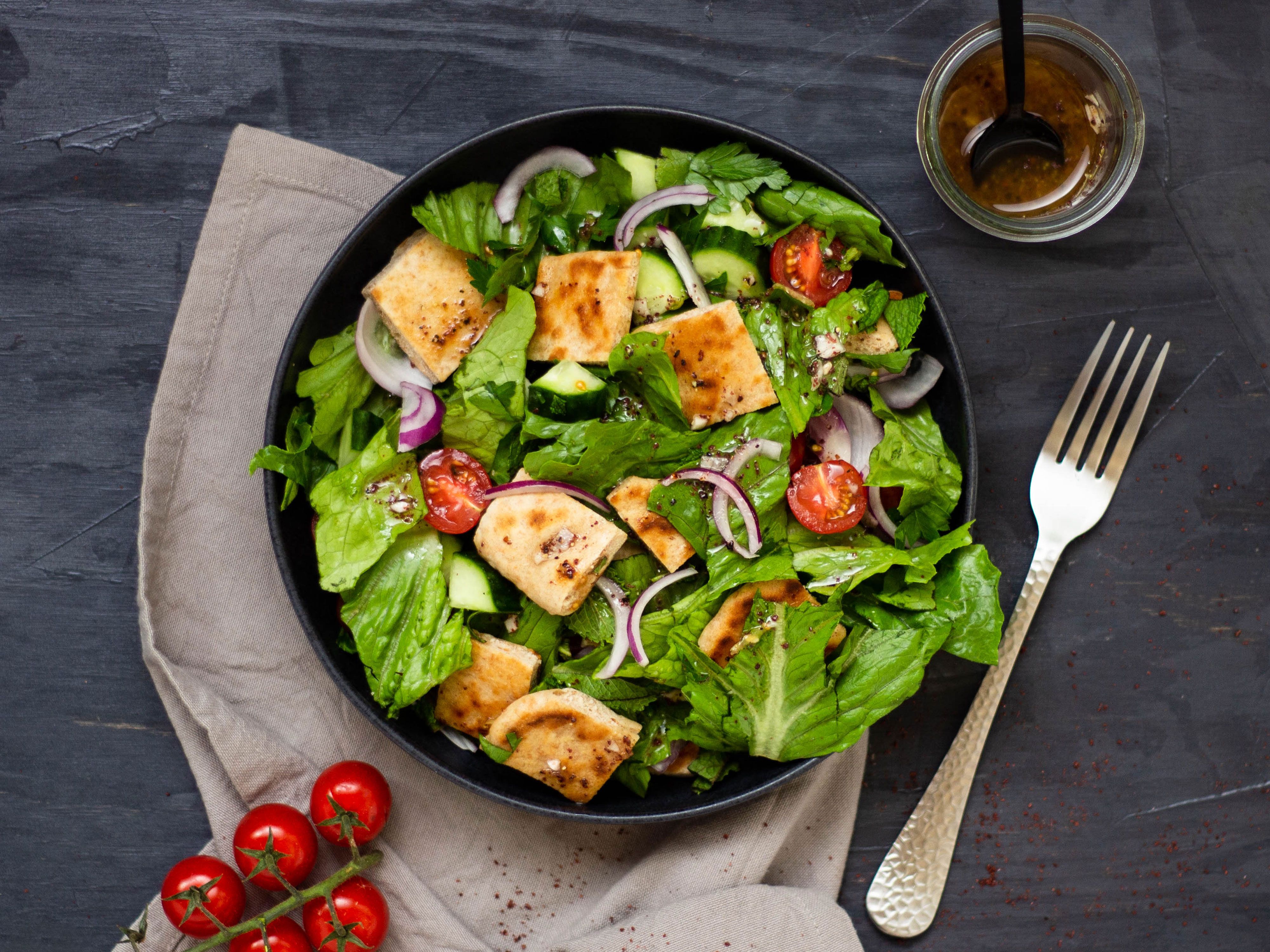 Fattoush-Salat Rezept | EAT SMARTER