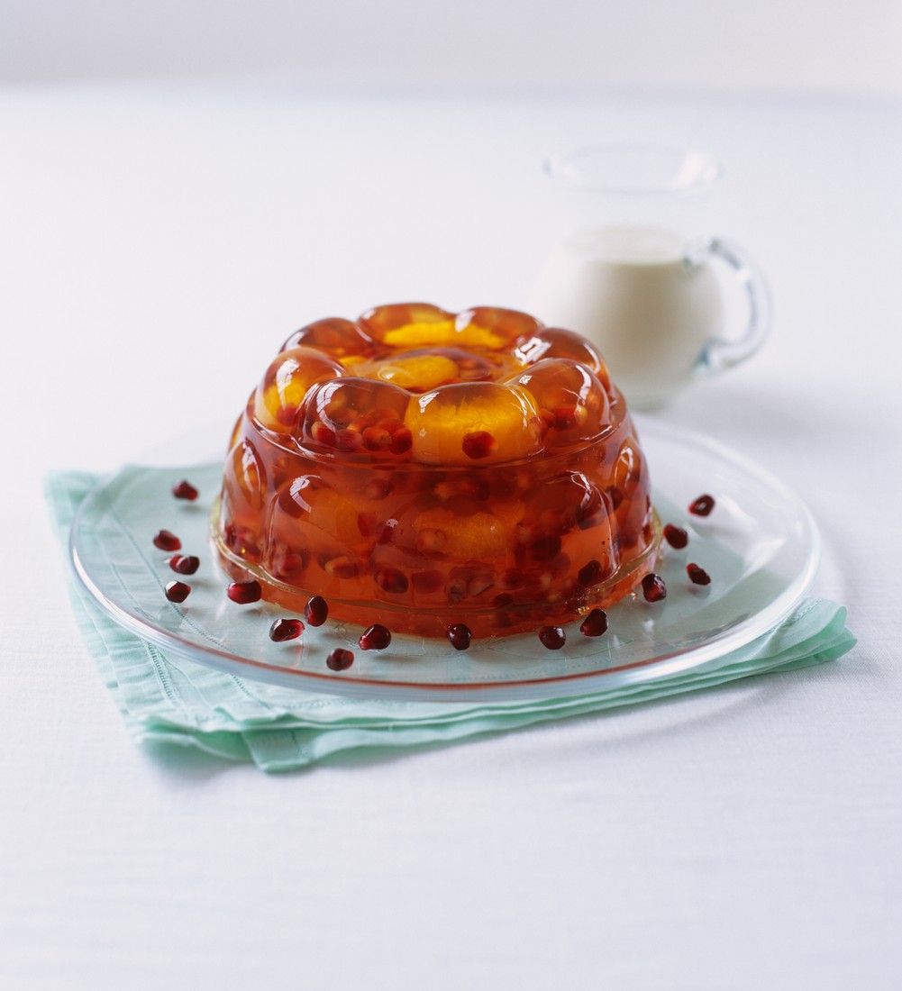 Gelee-Dessert Rezept | EAT SMARTER