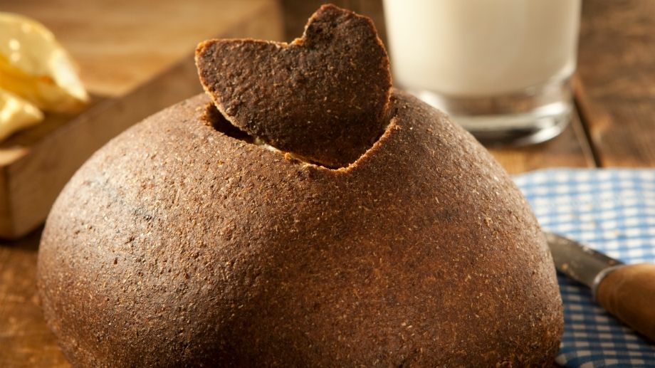 Kalakukko - das finnische Fischbrot Rezept | EAT SMARTER