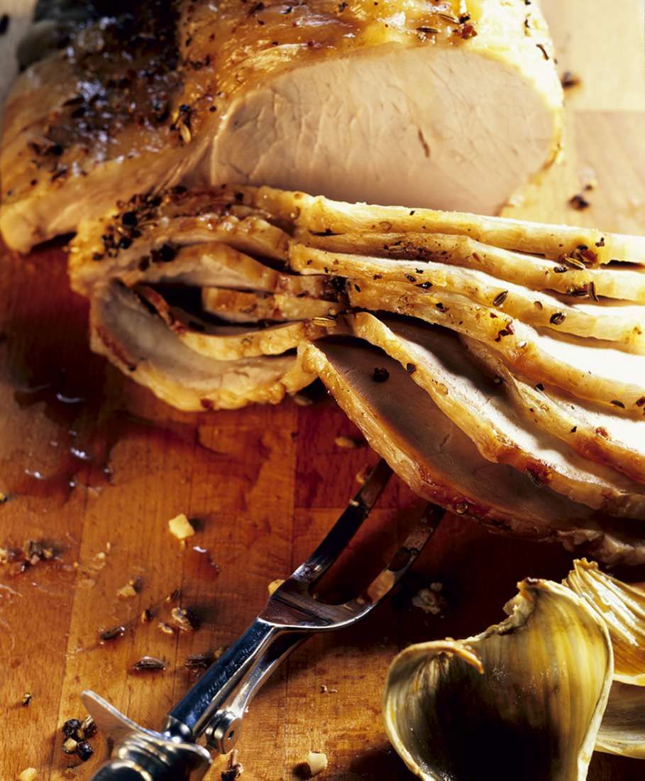 Kalbsbraten mit Weinsauce Rezept | EAT SMARTER