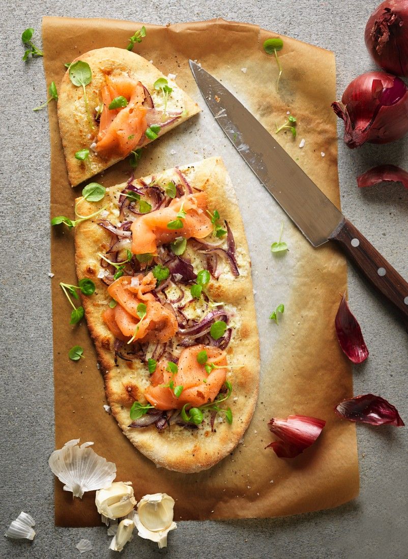 Lachs-Pizza Rezept | EAT SMARTER