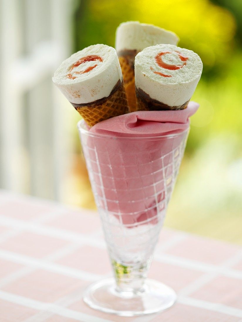 Laktosefreies Erdbeereis Rezept | EAT SMARTER